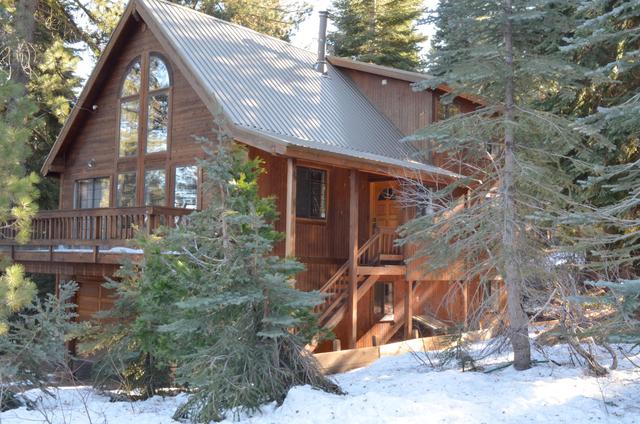 Truckee Donner Lake Ski Lease Share with Hot Tub, Dog Friendly - Snowpals